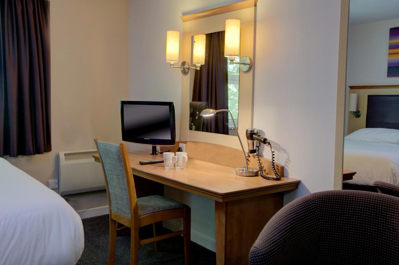 EMBASSY HOTEL, Sure Collection by Best Western, Team Valley, Gateshead