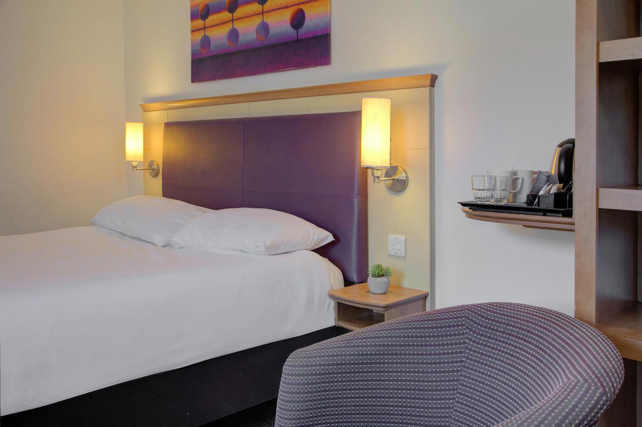 EMBASSY HOTEL, Sure Collection by Best Western, Team Valley, Gateshead